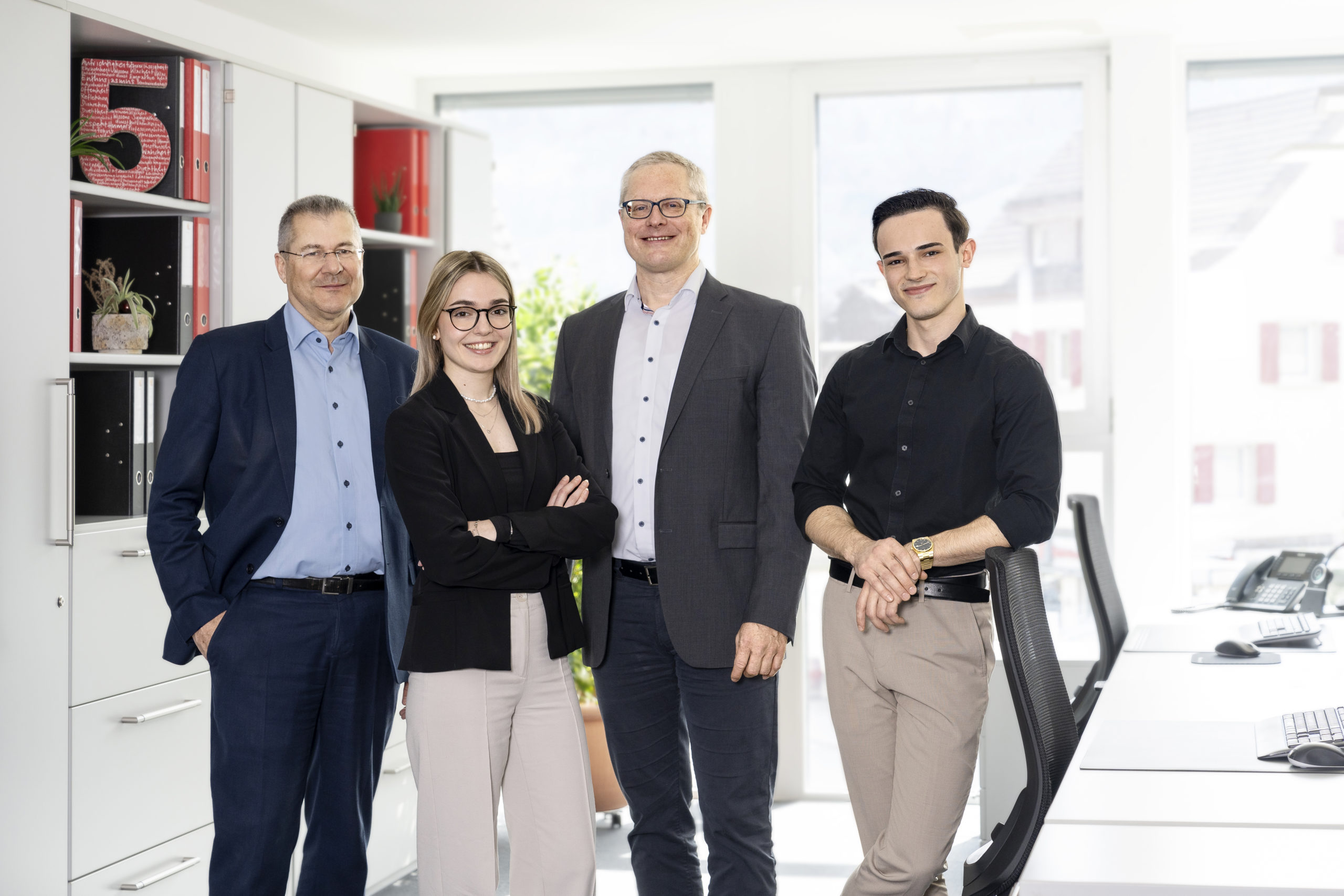 Frischer Wind und geballte Kompetenz für Ihre Immobilie – Revion ...